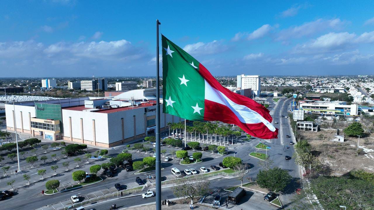 La bandera de Yucatán vuelve a ondear como símbolo de nuestra identidad ...